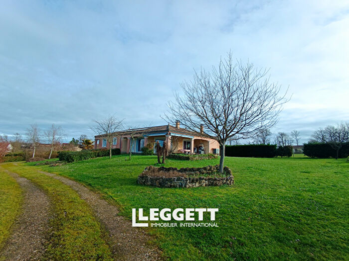 Maison à vendre - Saint-Aulaye - 5 pièces - 4 chambres