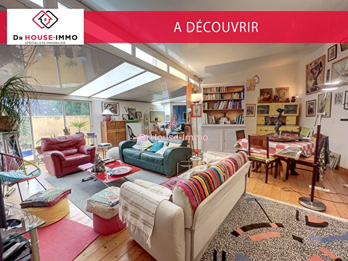 Maison à vendre - Bonnétable - 9 pièces - 5 chambres