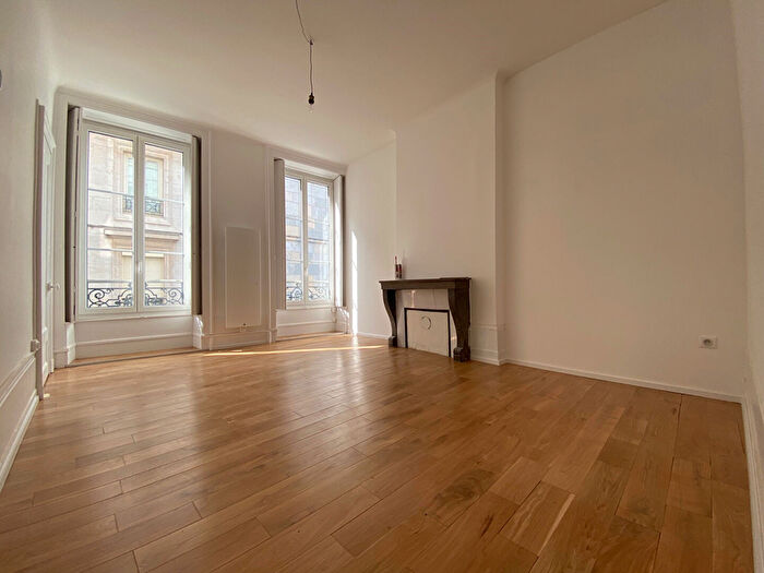 Besançon, Boucle, Chapelle des Buis - Appartement 4 pièces à louer