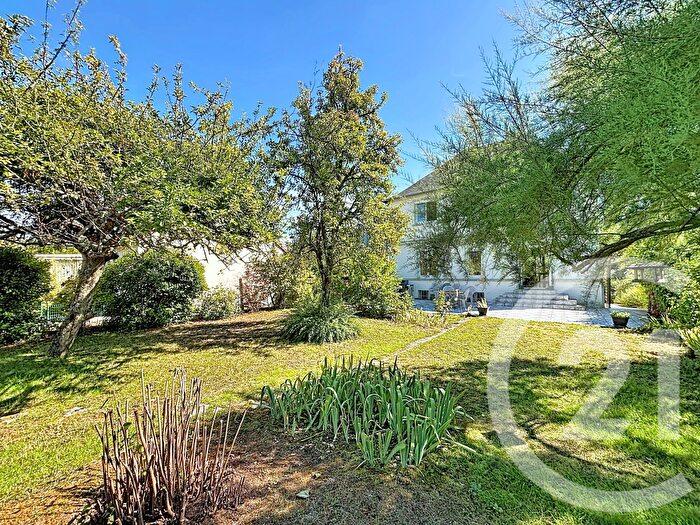 Maison 6 pièces à Notre-Dame-d'Oé, à vendre