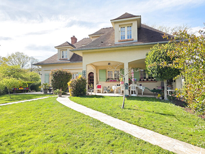 Le Plessis-Trévise, Centre-ville, Orly Parc : Maison 7 pièces à vendre