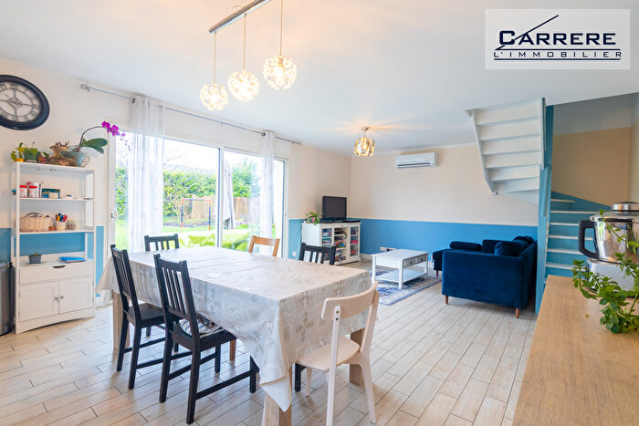 Maison à vendre - Fargues-Saint-Hilaire - 6 pièces - 5 chambres