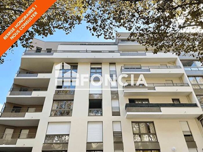 Appartement à louer - Les Lozaits, Villejuif - 4 pièces - 3 chambres