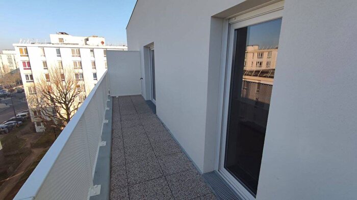 Appartement à louer - Guyancourt - 1 pièce