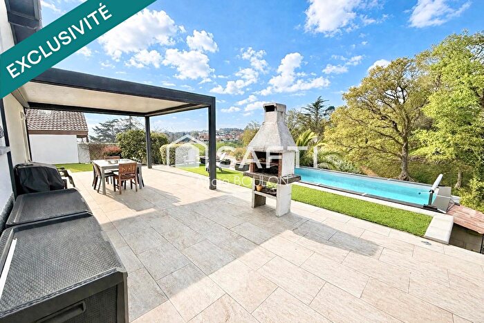 Maison à vendre - Urrugne - 5 pièces - 3 chambres