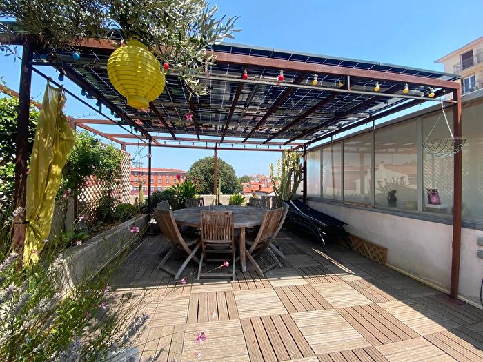 Maisons à vendre et appartements à louer - 1