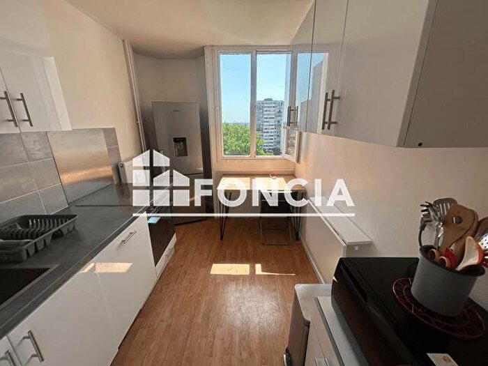 Lamartine, Mons-en-Bar ul : Appartement 1 pièce à louer