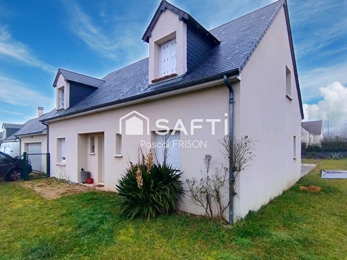 Maison à vendre - Chargé - 7 pièces - 6 chambres