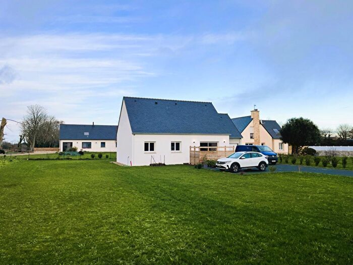 Maison à vendre - Beuzec-Cap-Sizun - 4 pièces - 3 chambres