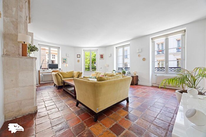 Appartement à vendre - Paris e , Saint-Merri - 6 pièces - 4 chambres