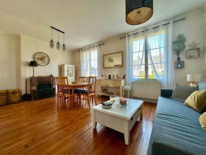 Centre Ville, Étampes - Appartement 3 pièces à louer
