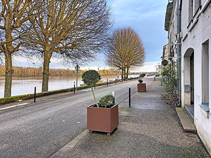 Maison à vendre - Montsoreau - 5 pièces - 2 chambres