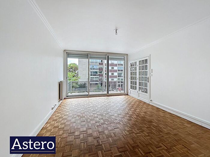 Appartement 4 pièces à Quartiers Nord-Ouest, Villejean, à vendre