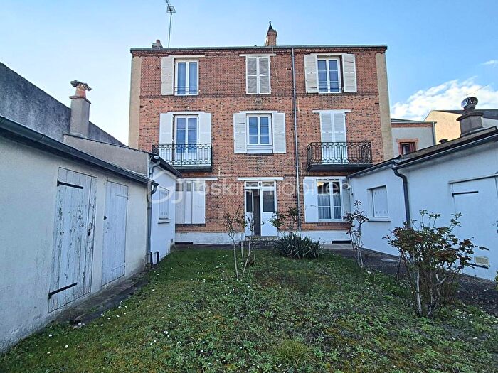 Appartement à vendre - Fleury-les-Aubrais, Gare, Bannier, Bustière, Dessaux - 2 pièces - 1 chambre