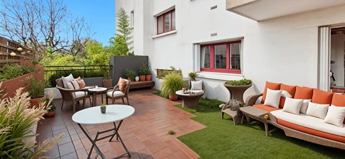 Appartement à vendre - Malakoff, Clos Montholon, MJQ Henri Barbusse - 3 pièces - 2 chambres