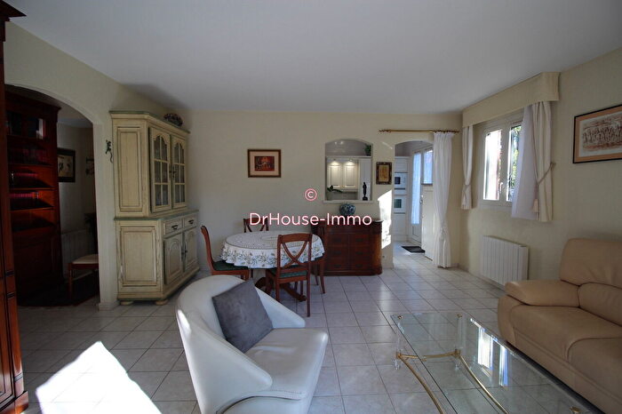 Appartement 4 pièces à Cavalaire-sur-Mer, Centre-ville, à vendre