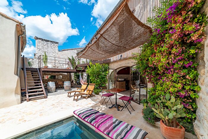 Maison à vendre - Saint-Geniès-des-Mourgues - 7 pièces - 5 chambres