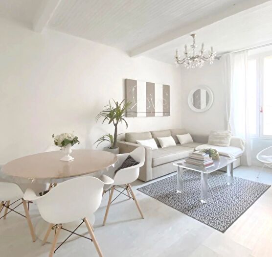 Appartement à vendre - Cannes, Petit Juas - 2 pièces - 1 chambre