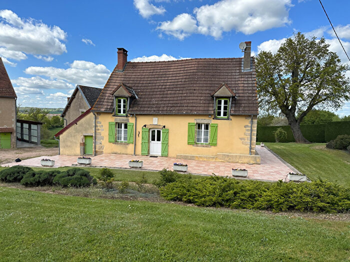 Maison à vendre - Saint-Éloy-dAllier - 5 pièces - 3 chambres