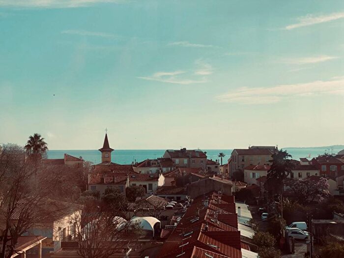 Appartement à vendre - Cagnes-sur-Mer, Saint-Roman, Lautin - 3 pièces - 2 chambres