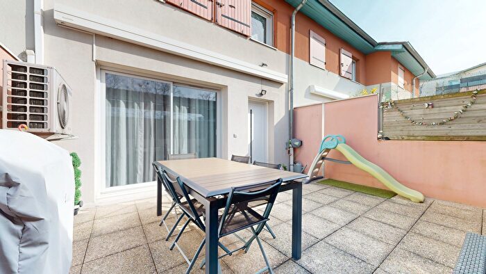Appartement à vendre - Vénissieux, Centre-ville - 4 pièces - 3 chambres
