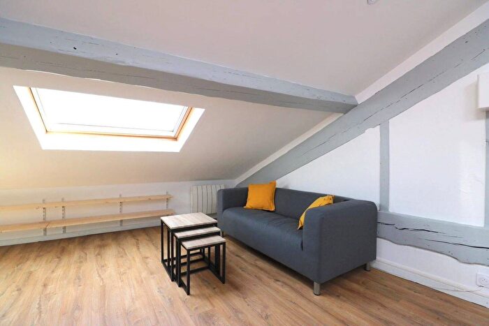 Saint-Michel, Toulouse - Appartement 2 pièces à louer