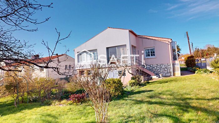 Maison à vendre - Saintes, Saint-Sorlin, La Récluse - 5 pièces - 4 chambres