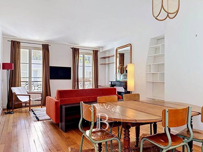 Porte Saint Denis-Paradis, Paris 10ème arrondissement - Appartement 2 pièces à louer