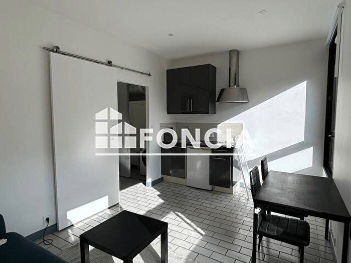 Appartement à louer - Bas Montreuil-Bobillot - 1 pièce