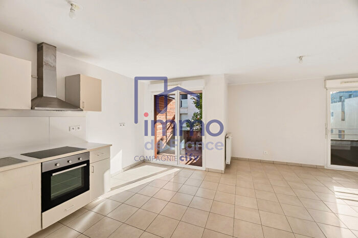 Appartement 3 pièces à Meyzieu, à vendre