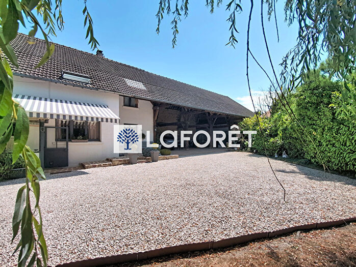 Maison 7 pièces à Voulton, à vendre