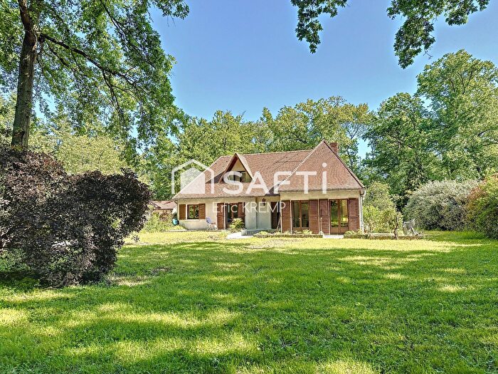 Lamorlaye : Maison 7 pièces à vendre