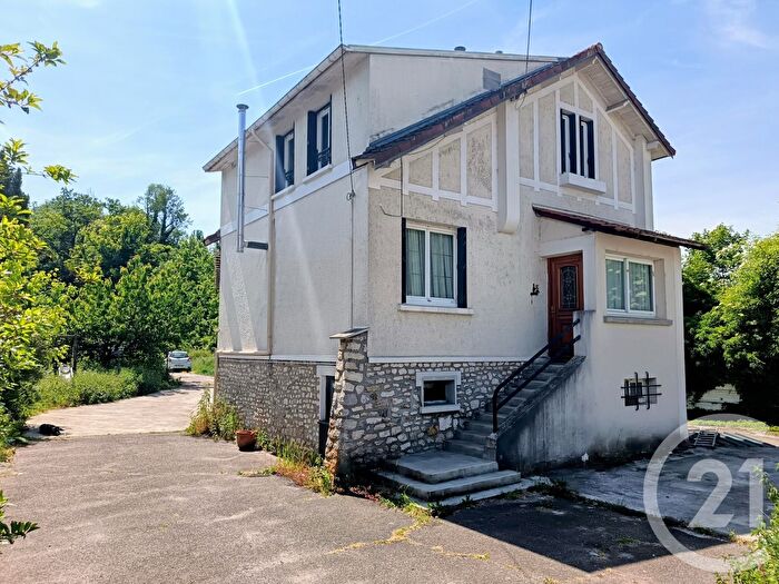 Maison à vendre - Morigny-Champigny - 7 pièces - 5 chambres