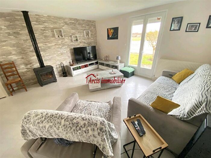 Maison à vendre - Arcis-sur-Aube - 6 pièces - 4 chambres