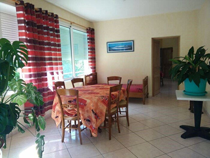 Marsac-sur-lIsle : Appartement 3 pièces à louer