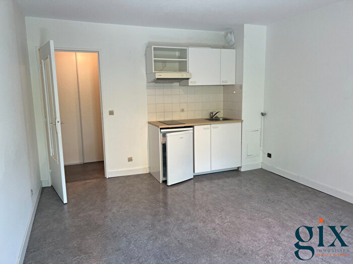 Appartement 1 pièce à Sassenage, à louer