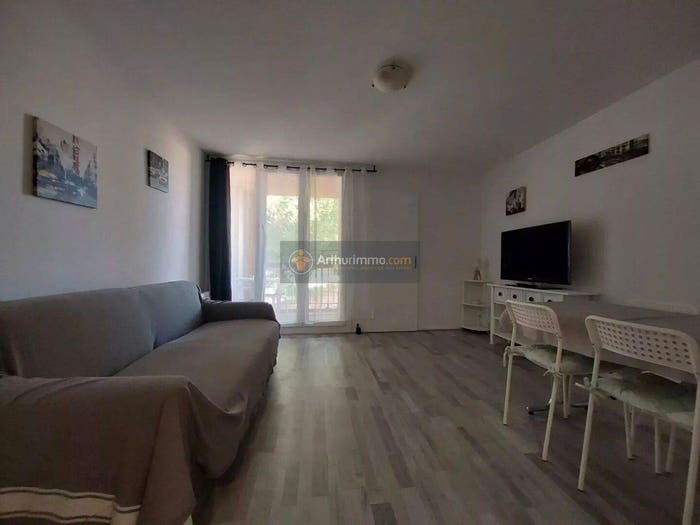 Appartement 1 pièce à louer à Tourrache, Fréjus