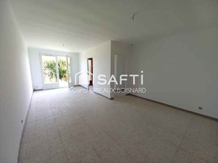 Maison à vendre - Saint-Denis-dAuthou - 3 pièces - 2 chambres