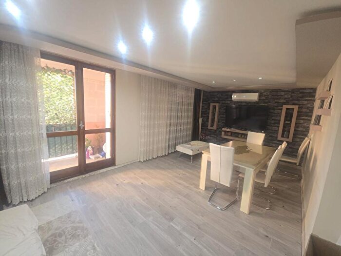Appartement 5 pièces à Avignon, Monclar, à vendre