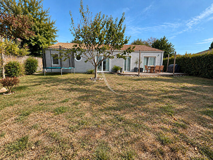 Maison 5 pièces à Avrillé, à vendre
