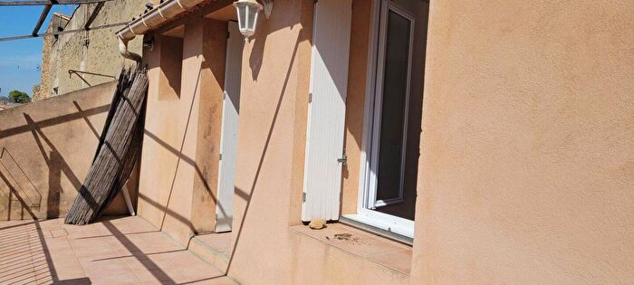 Appartement à louer - Beauvoisin - 3 pièces - 2 chambres