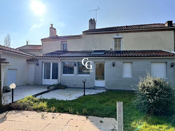 Maison 7 pièces à louer à Vue