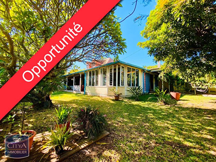 Maison à vendre - Saint-Paul, Grande Fontaine, Bois Rouge - 7 pièces - 5 chambres