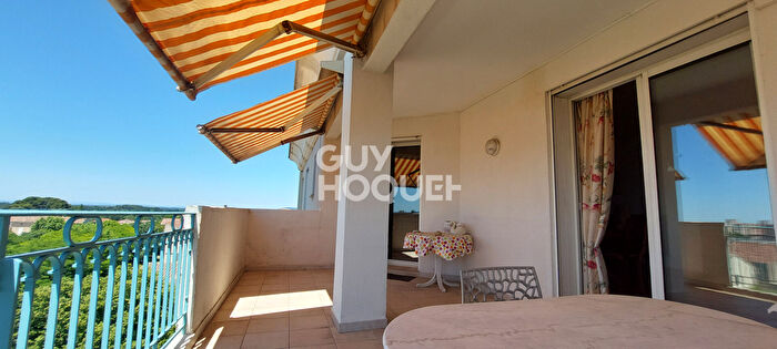 Appartement à vendre - Carpentras, Coeur de Ville - 3 pièces - 2 chambres