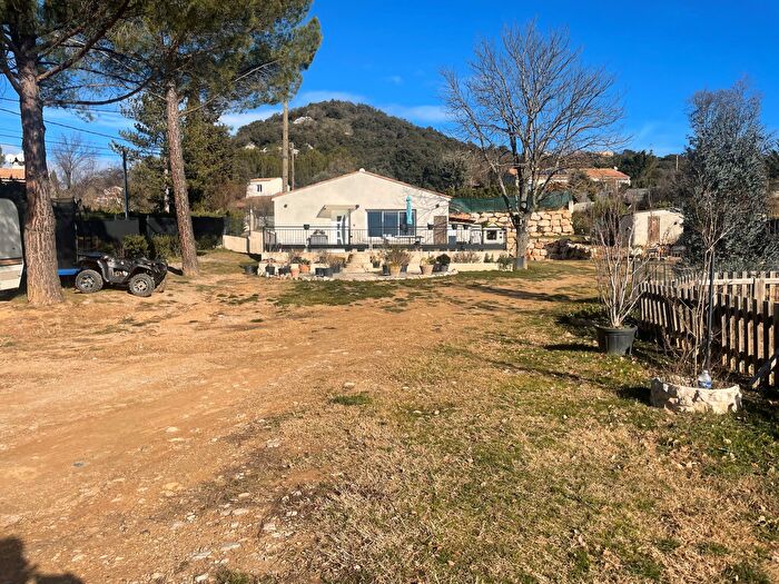 Maison à vendre - Rians - 5 pièces - 4 chambres