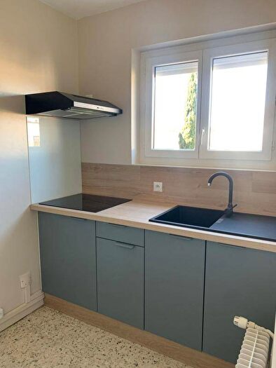 Beaucaire, Nîmes - Appartement 2 pièces à louer