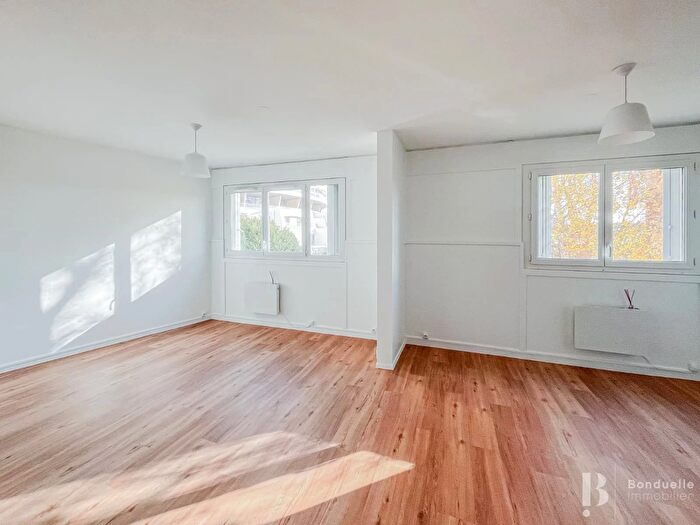 Appartement à louer - Saint-Cloud, Fouilleuse, Val dOr - 4 pièces - 3 chambres