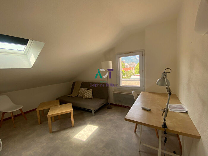 Appartement 1 pièce à Grenoble, Bajatière, à vendre