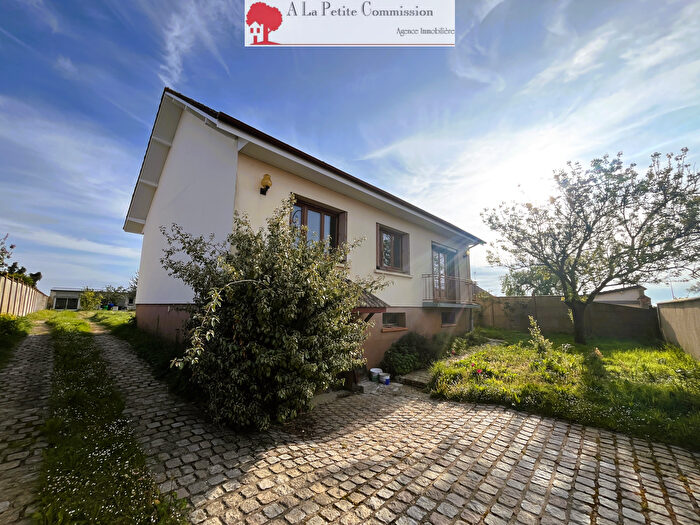 Maison à vendre - Fontenay-sur-Eure - 5 pièces - 4 chambres