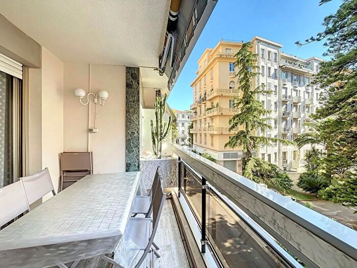 Appartement à louer - Nice, Thiers, Musicien - 2 pièces - 1 chambre